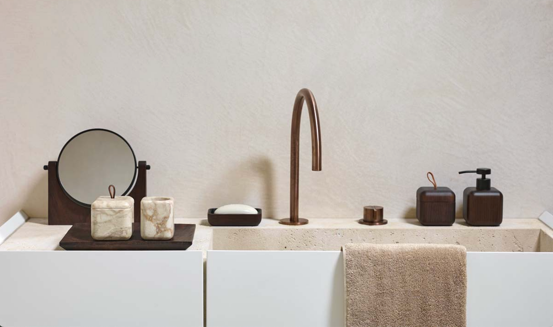 Aida Raw - Stort udvlag af produkter fra Aida Raw – Designstore
